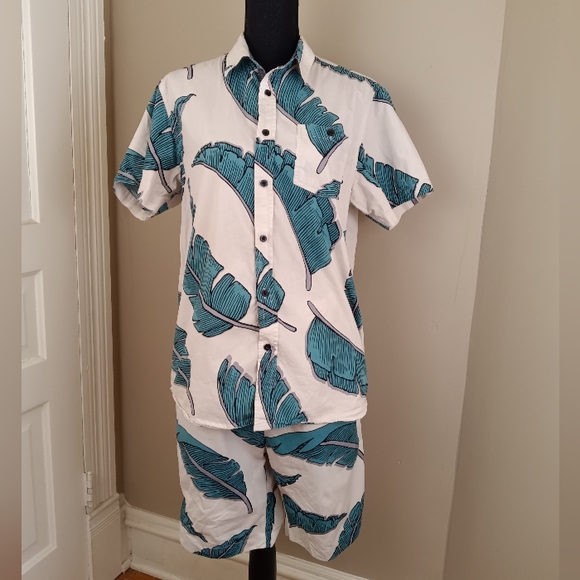 Eighty Eight | Shorts | Mens Eighty Eight Two Piece Palm Fronds Set Short Sleeve Button Up With ...